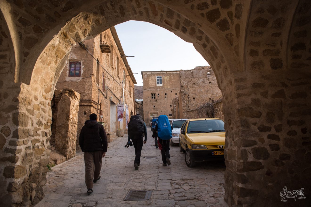 Iran - Hiking in Ghalat mountains - Shoesyourpath